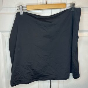 SKIMS | Swim | Skims Swim Rushed Skirt Cover Up Onyx Sz2x | Poshmark